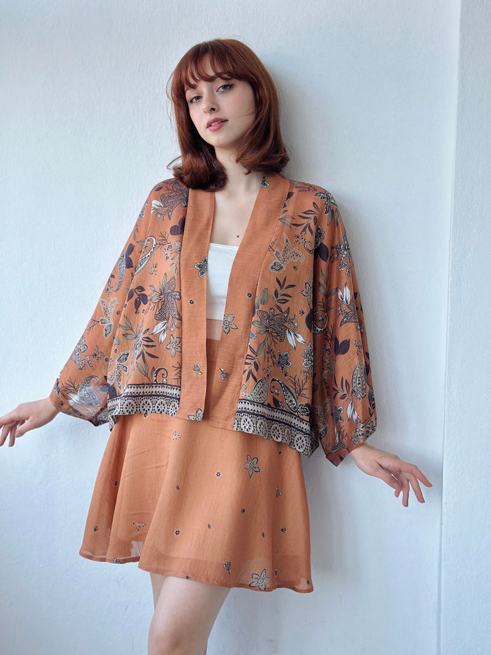 Mandarin Dream Mini Kimono – LUNARITY GARAGE